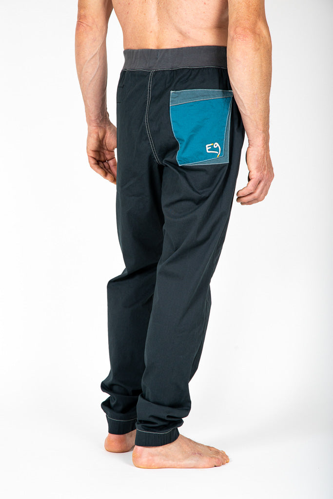 Uccio-Car – Shop E9